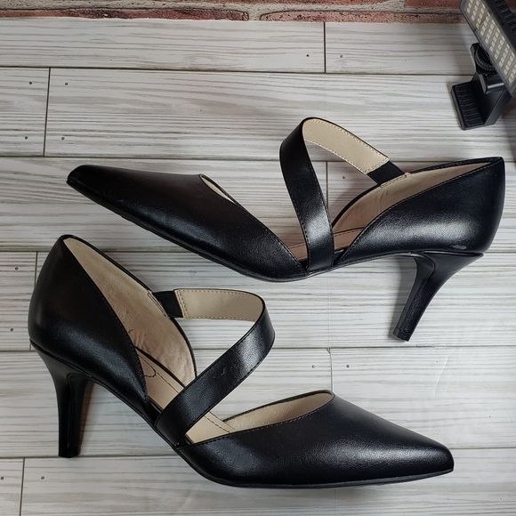 Life Stride | Shoes | Life Stride Soft System Black Heels Size W | Poshmark